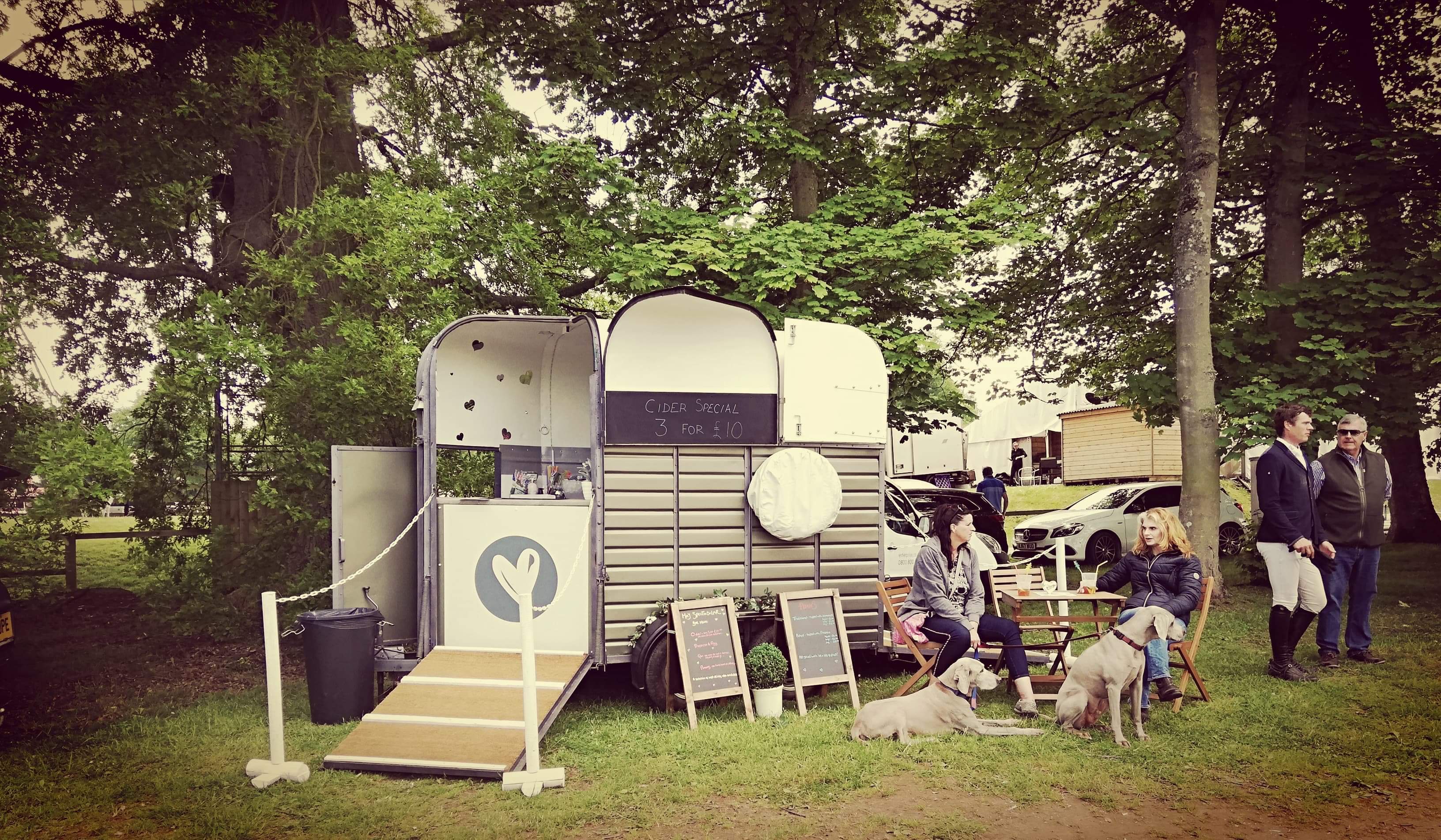 South West events mobile bar hire - Gatehouse Trailer Bar